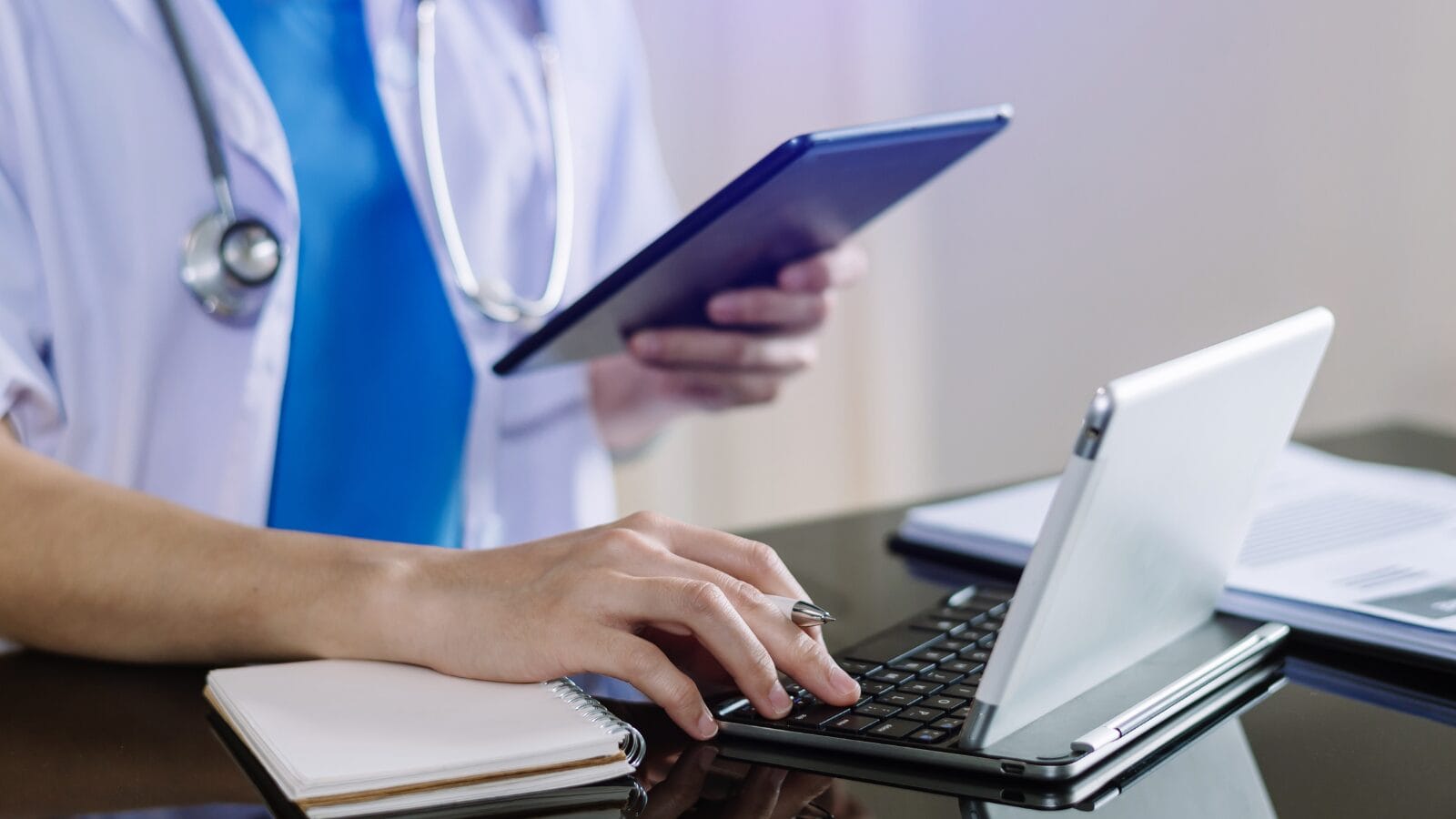 MOUD Treatment for Opioid Disorder | Arize Breaks Critical Barriers